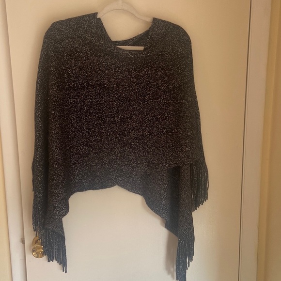 Tops | Boho Ponchos Super Cute Could Wear It Over Cut Off With A Black ...